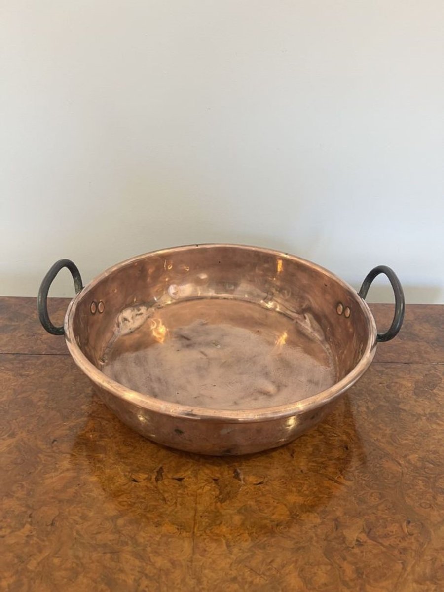 Large Antique George III Copper Pan, 1800s for sale at Pamono