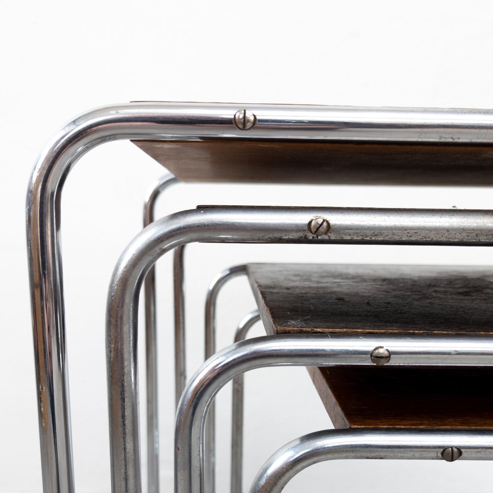 B 9 Nesting Tables attributed to Marcel Breuer for Thonet, 1930s, Set ...