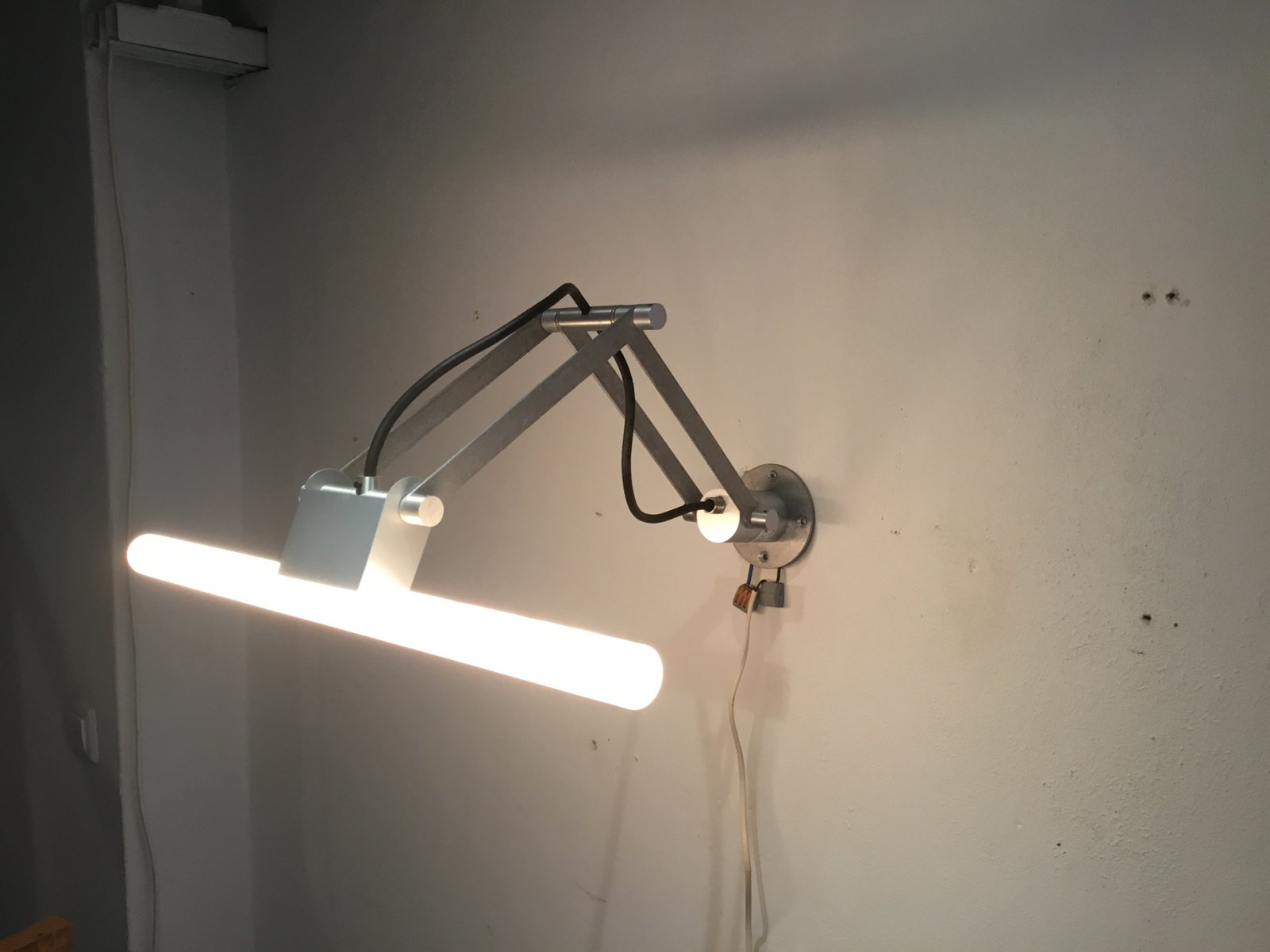 Modular Nomad Linestra Wall Lamp, 1990s for sale at Pamono