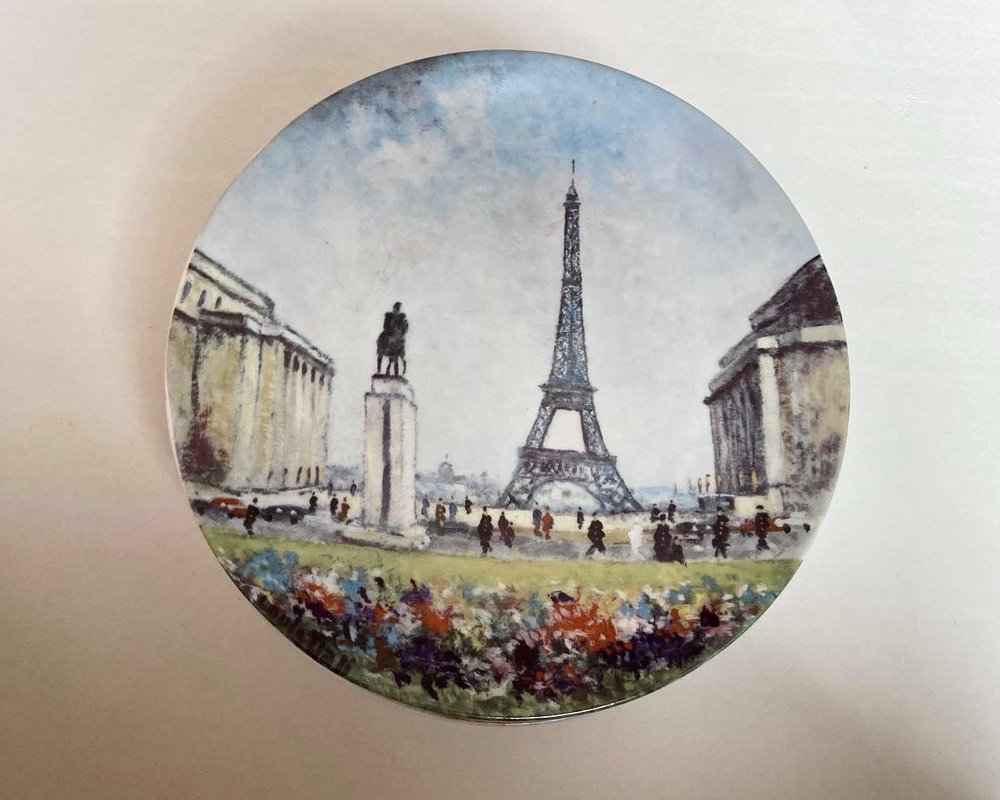 Limoges Porcelain Collectible Plates with Sights of Paris by Louis Dali ...