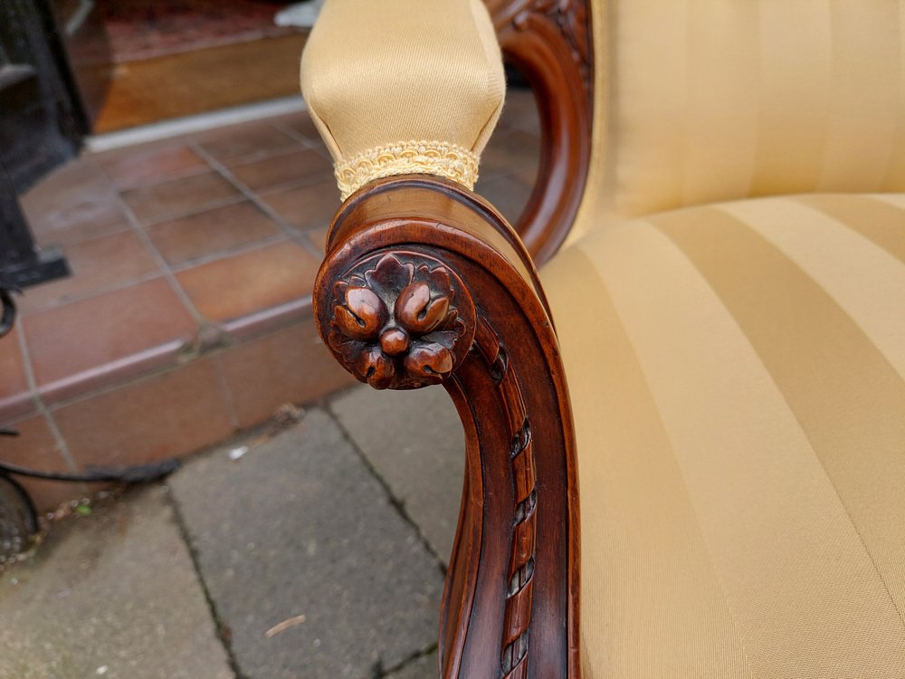Victorian Low Armchair in Walnut for sale at Pamono