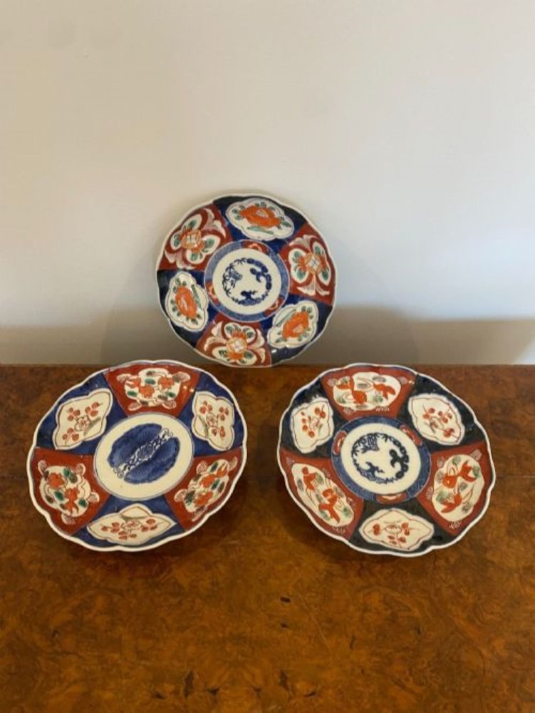 Antique Imari Plates, 1900, Set of 3 for sale at Pamono