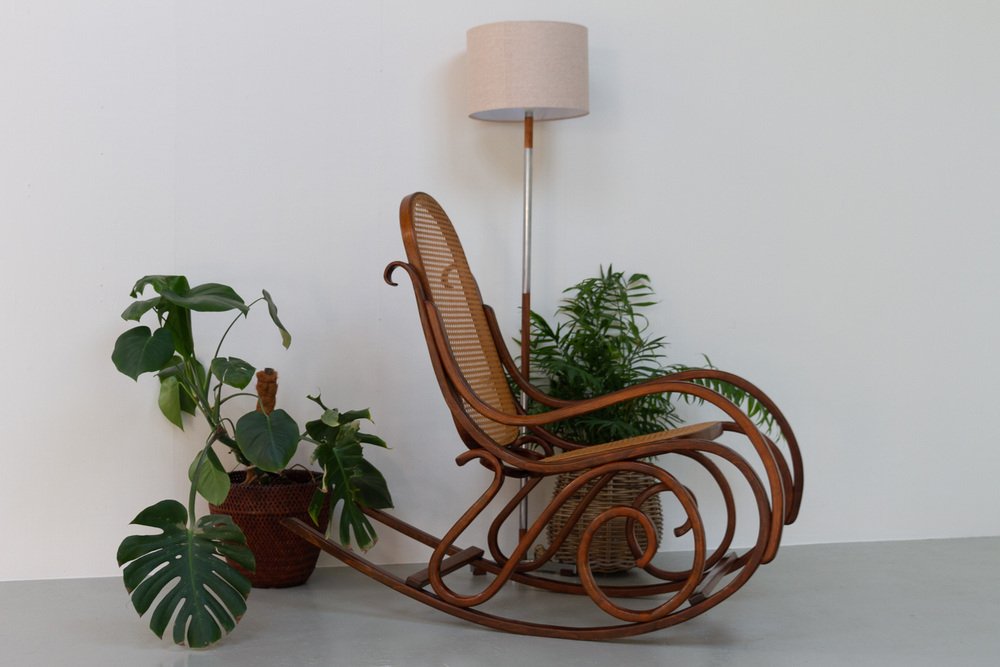 Rocking Chair en Bois Courbé Marron, 1950s en vente sur Pamono