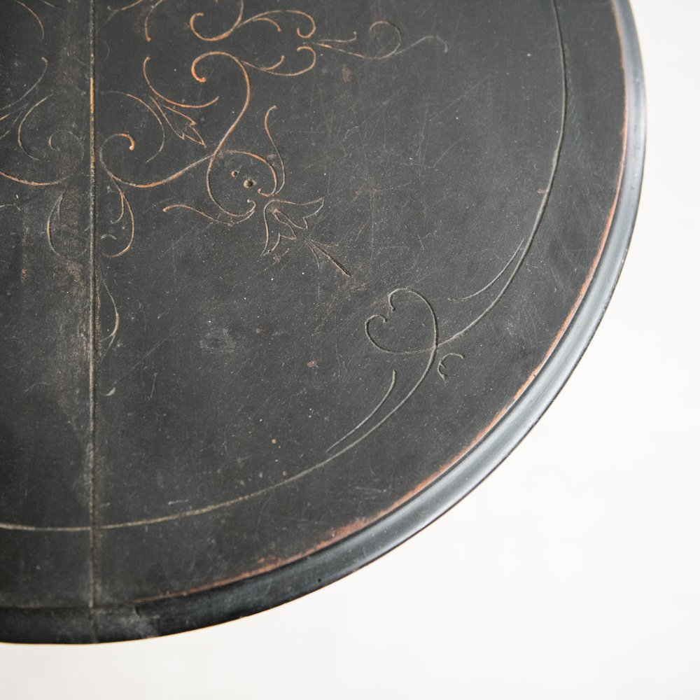 Round Coffee Table, 1890s for sale at Pamono