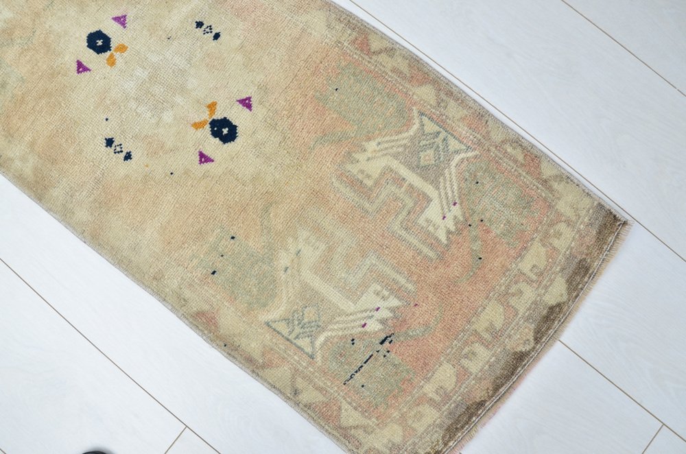 Small Hand Woven Turkey Bohemian Entryway Mat Rug for sale at Pamono