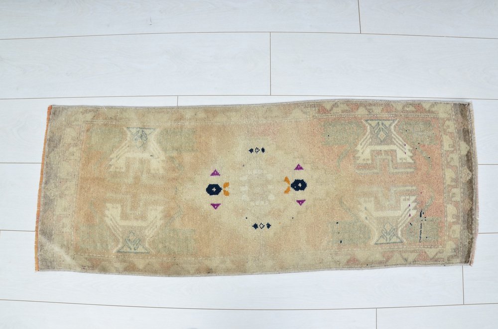 Small Hand Woven Turkey Bohemian Entryway Mat Rug for sale at Pamono