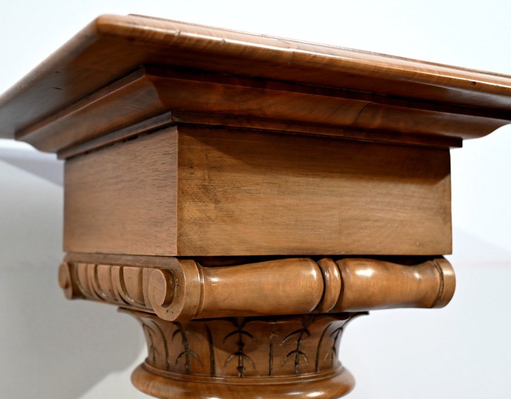 Late 19th Century Louis XVI Style Walnut Column for sale at Pamono