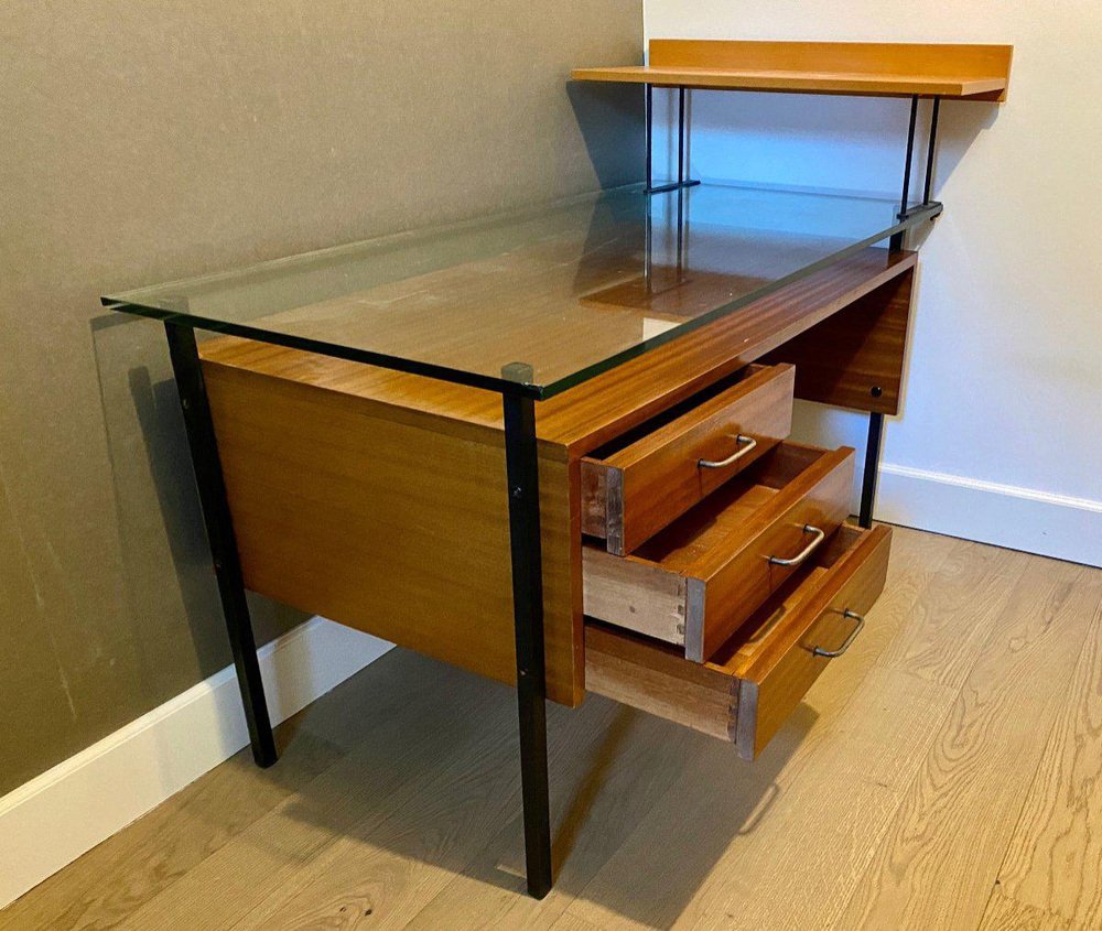 Modernist Desk in Mahogany, 1950s for sale at Pamono