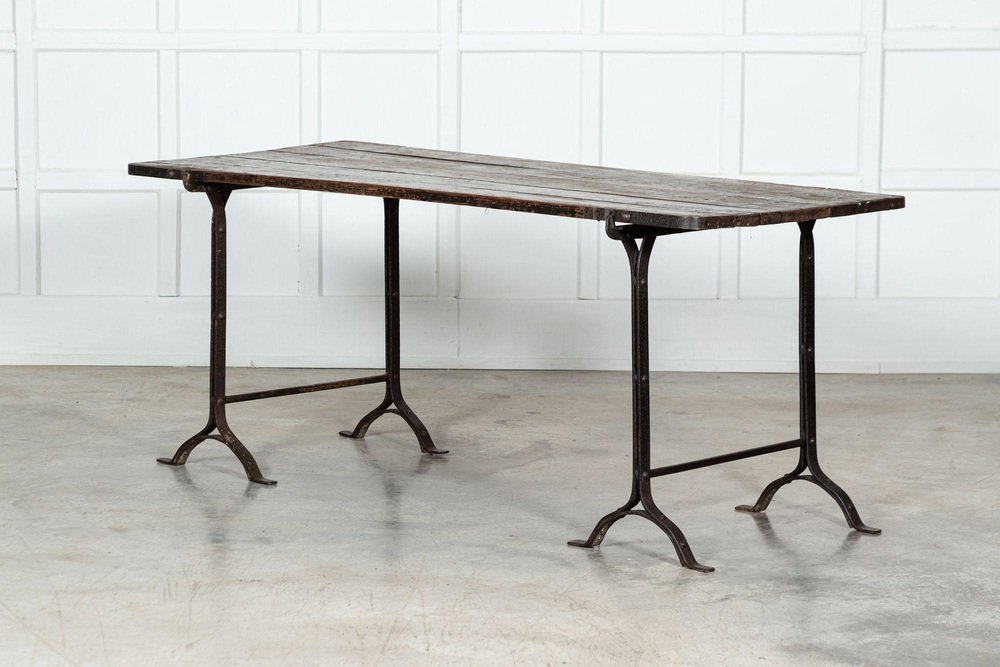 19th Century Iron & Pine Trestle Table, 1890s for sale at Pamono