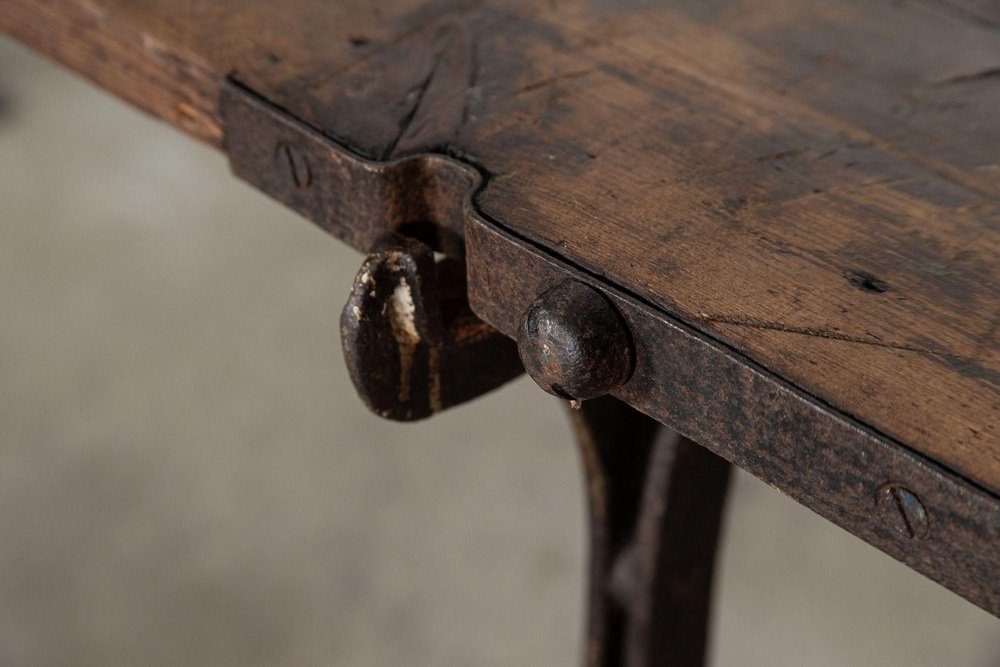 19th Century Iron & Pine Trestle Table, 1890s for sale at Pamono