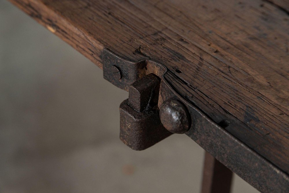 19th Century Iron & Pine Trestle Table, 1890s for sale at Pamono