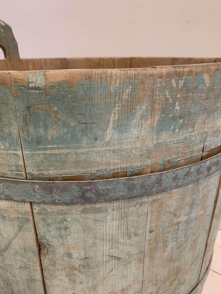 18th Century Swedish Barrel for sale at Pamono