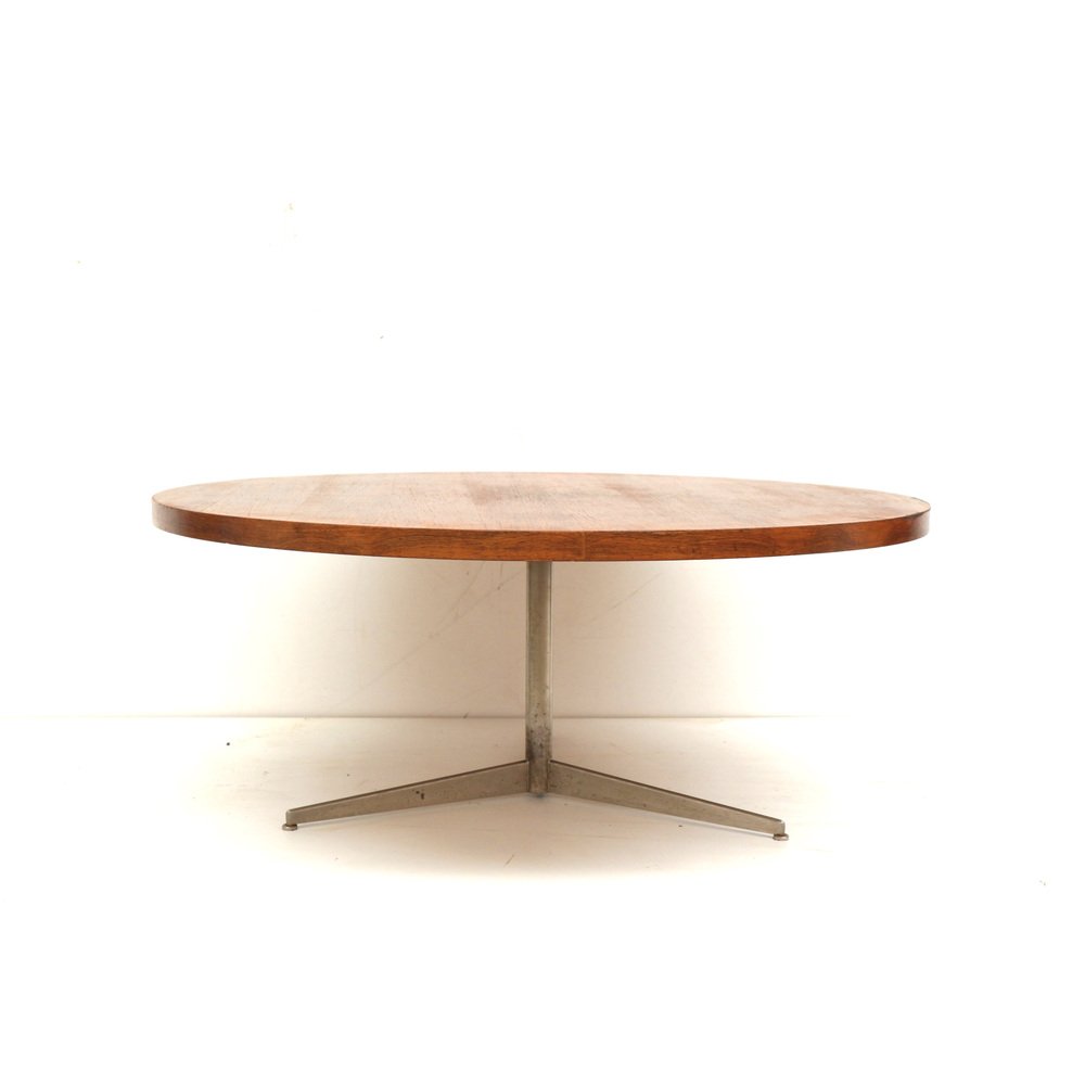 Large Vintage Round Coffee Table, 1960s for sale at Pamono