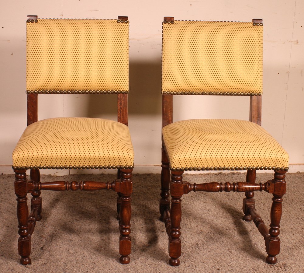Set of Louis XIII Chairs in Walnut for sale at Pamono