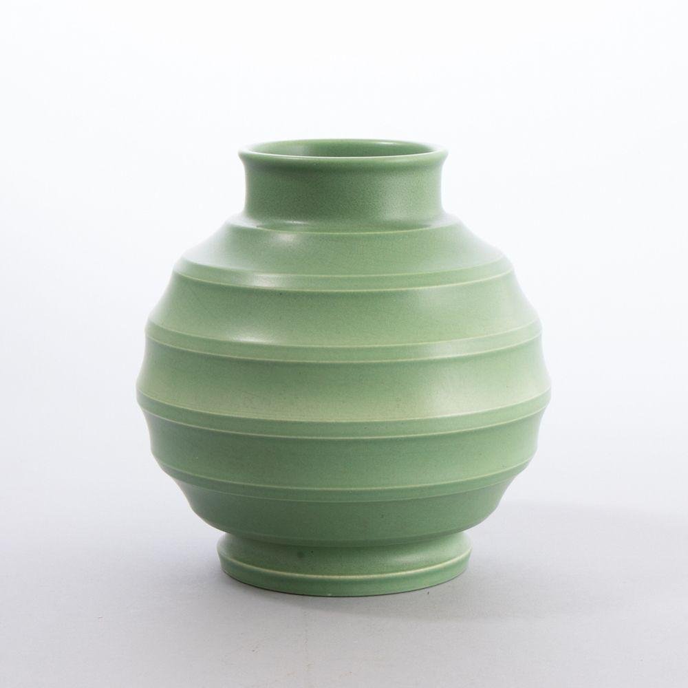 Large Art Deco Matt Green Glazed Bomb Vase by Keith Murray for Wedgwood ...