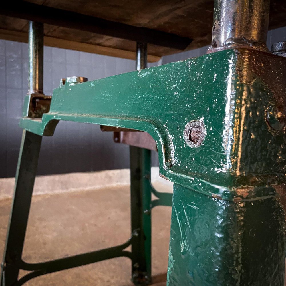 Industrial High Bar Table for sale at Pamono Industrial High Bar Table for sale at Pamono