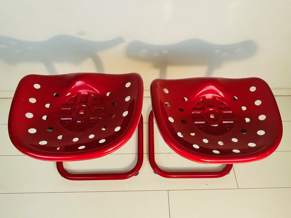 Set of Vintage Red Tractor Seat Stools, 1980s for sale at Pamono