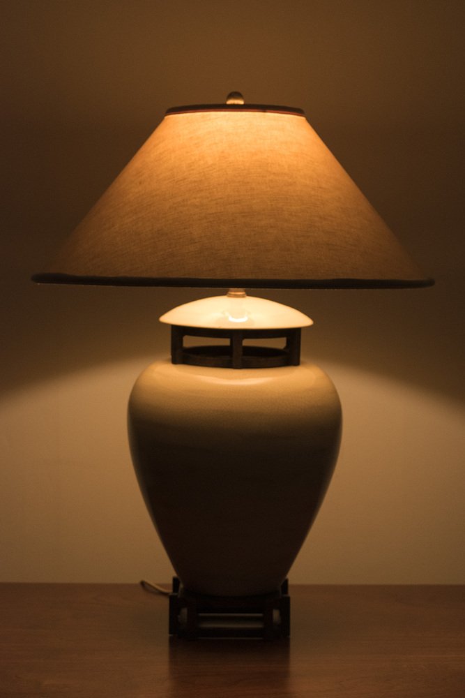 Ceramic Table Lamp with Classic Shapes for sale at Pamono