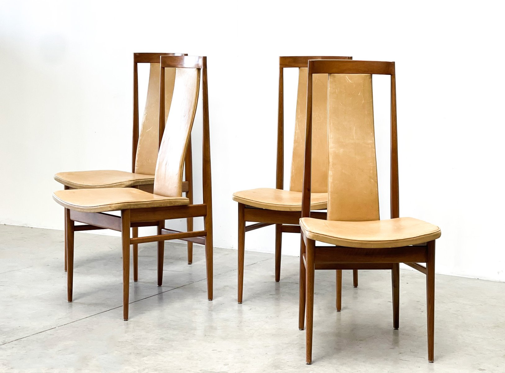 Mid-Century Oak High Back Dining Chairs, 1960s, Set of 4 for sale at Pamono