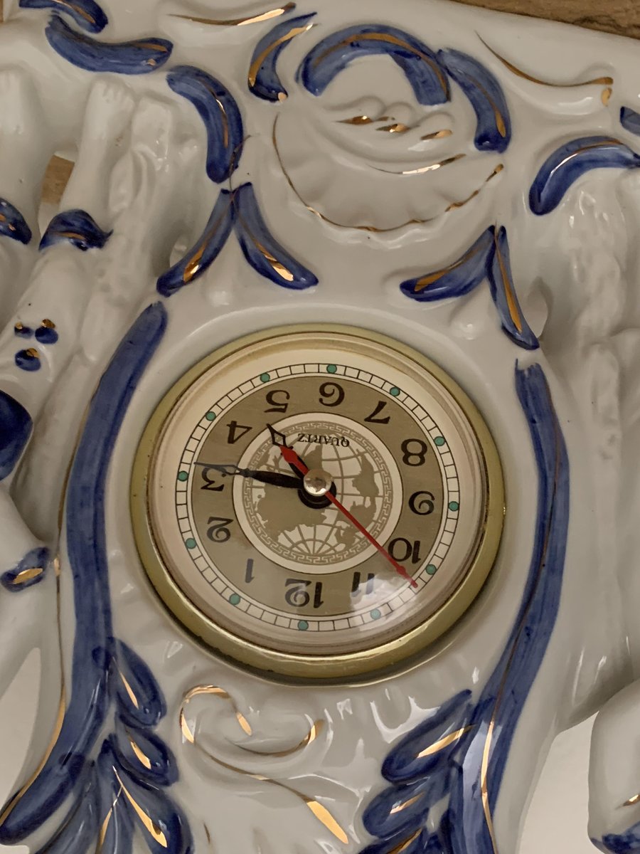 Vintage Porcelain Figure Quartz Fireplace Clock, 1940s for sale at Pamono