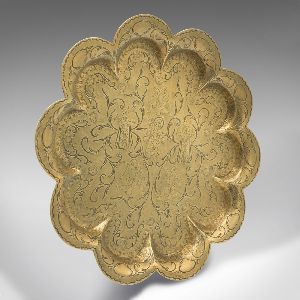 Antique Indian Victorian Decorative Brass Charger, 1880 for sale at Pamono