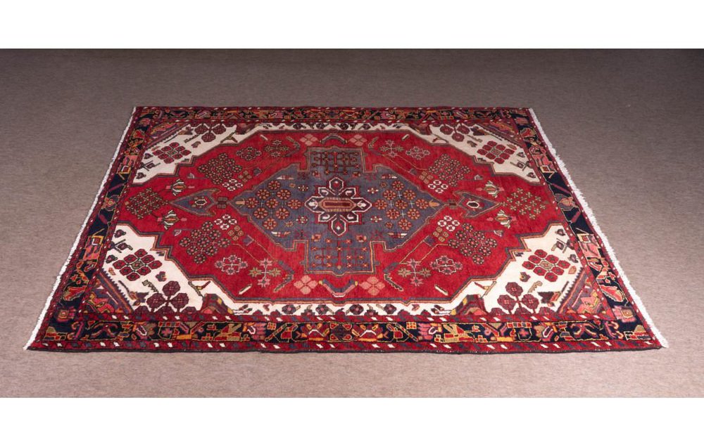 Middle Eastern Rectangular Rug for sale at Pamono