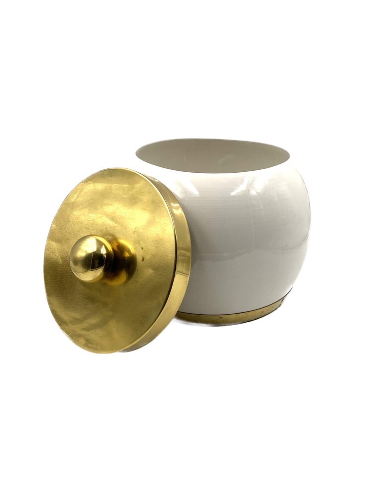 Hollywood Regency Italian White Ceramic Bucket, 1970 for sale at Pamono