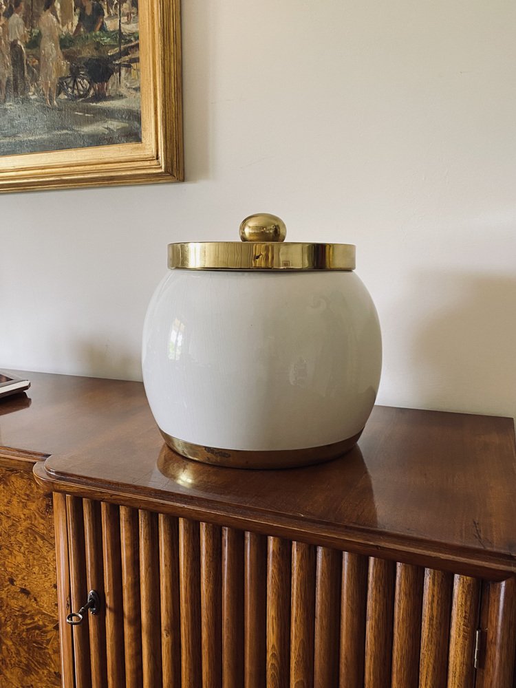 Hollywood Regency Italian White Ceramic Bucket, 1970 for sale at Pamono