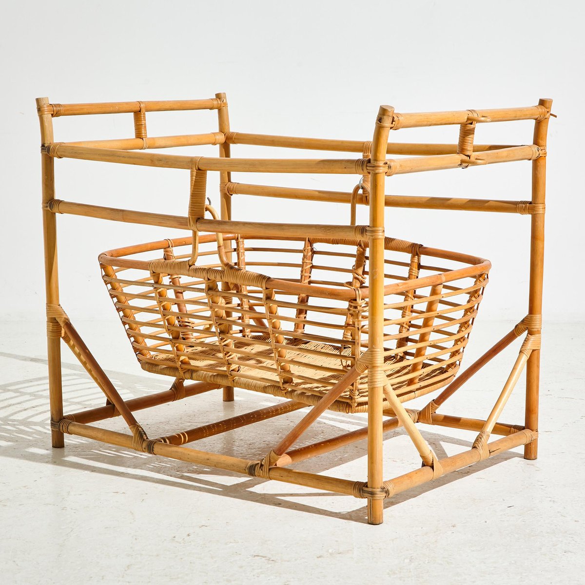 Vintage Bamboo Cradle, 1960s for sale at Pamono