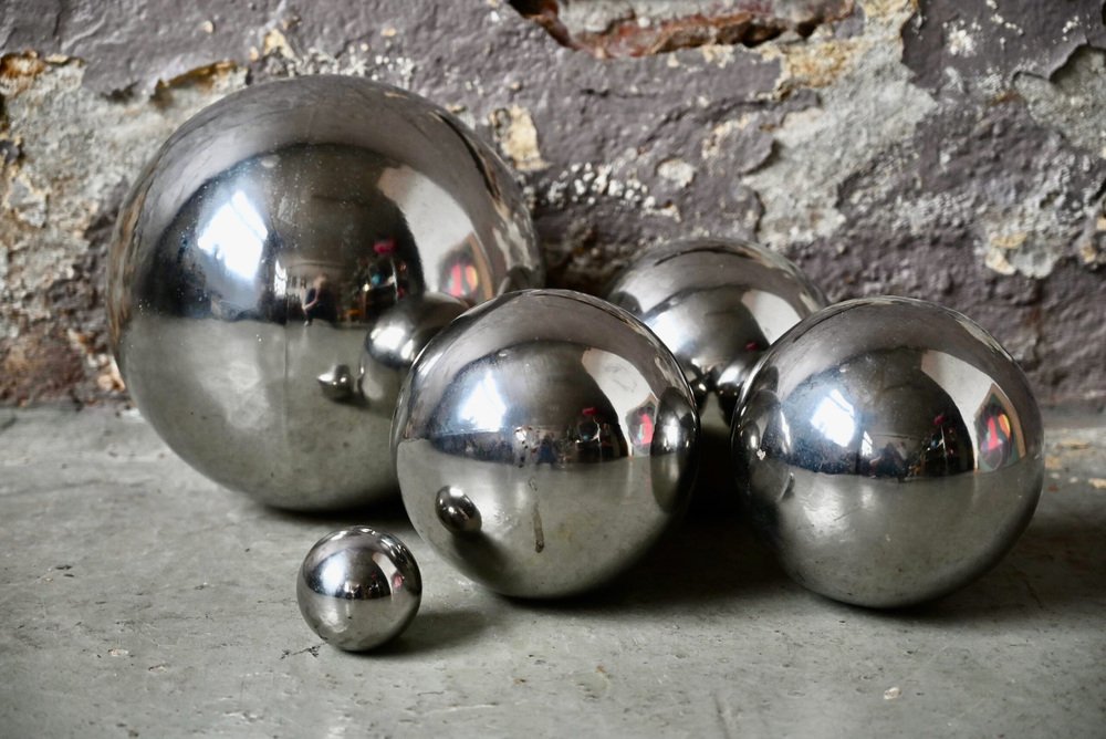 Metal Spheres, 1980s, Set of 5 for sale at Pamono