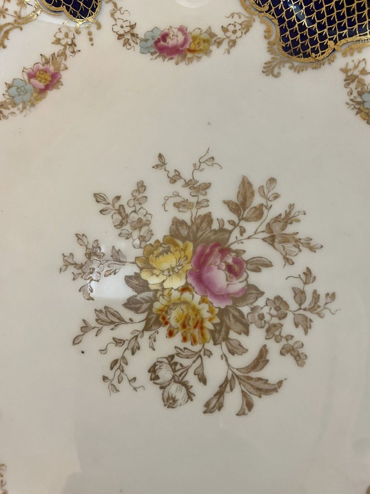 Edwardian Hand Painted Wedgwood Shaped Plates, 1900s, Set of 2 for sale ...