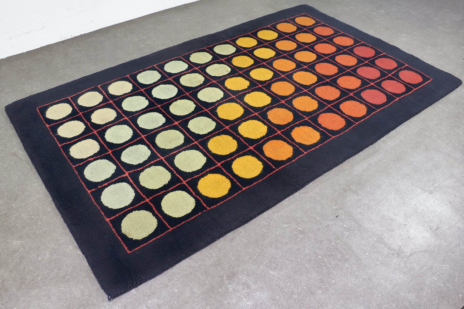 Space Age Optical Rug in the style of Verner Panton, 1970s for sale at ...