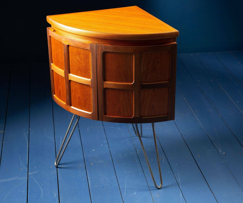 Mid-Century Teak Corner Drinks Cabinet from Nathan for sale at Pamono