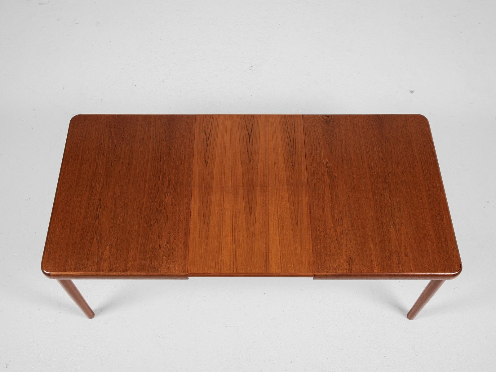 Mid-Century Danish Extendable Dining Table in Teak with Rounded Corners ...