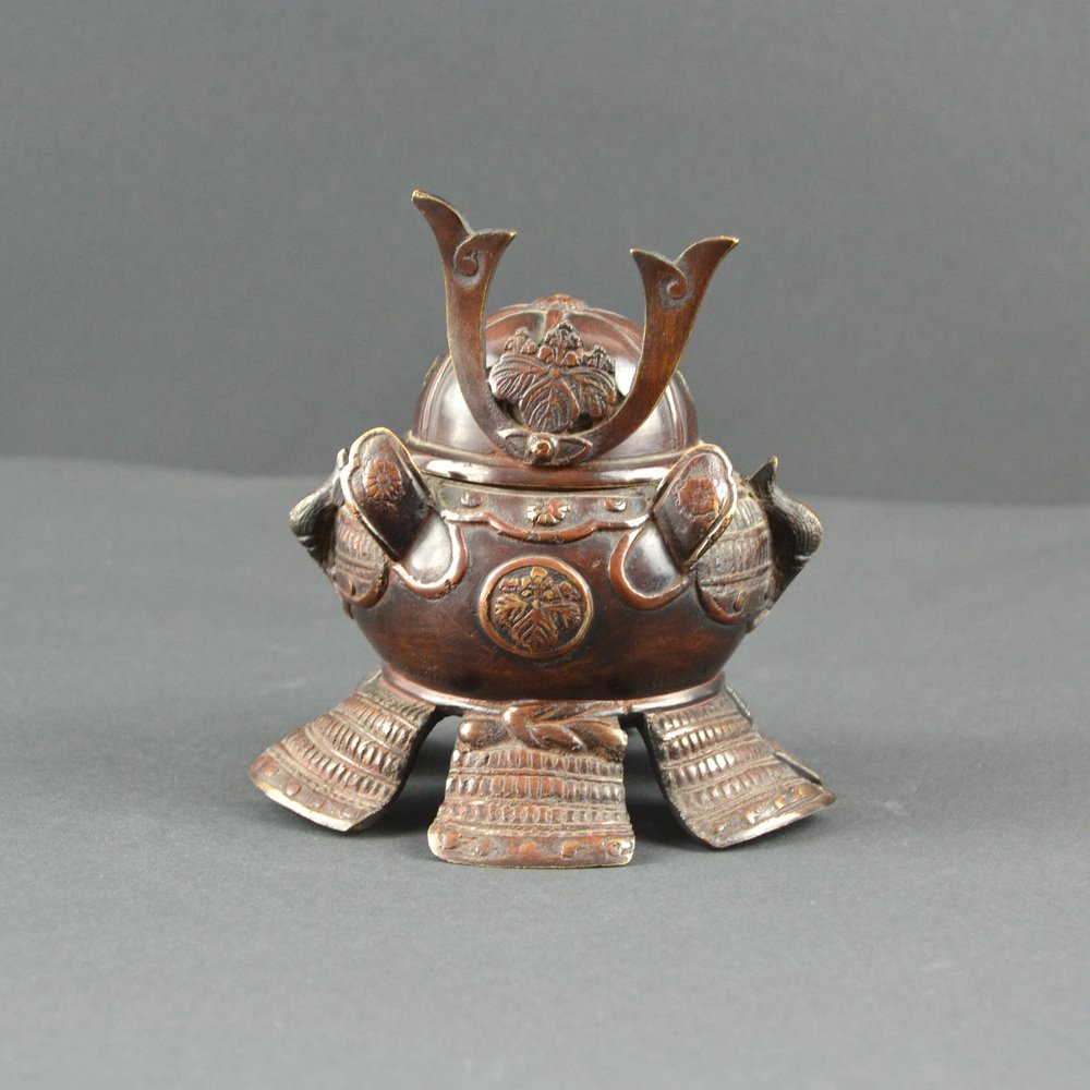 Antique Japanese Incense Burner in Bronze for sale at Pamono