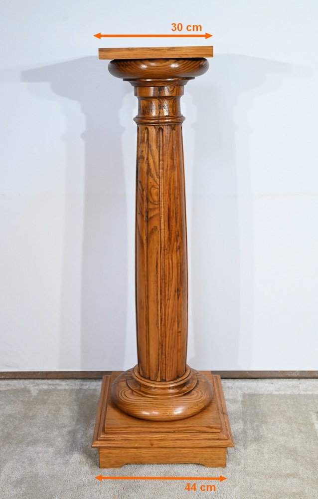 Vintage Column in Oak, 1900 for sale at Pamono