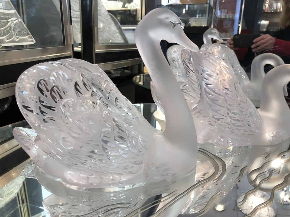 Vintage Table Mirror Swans by René Lalique, 1943 for sale at Pamono