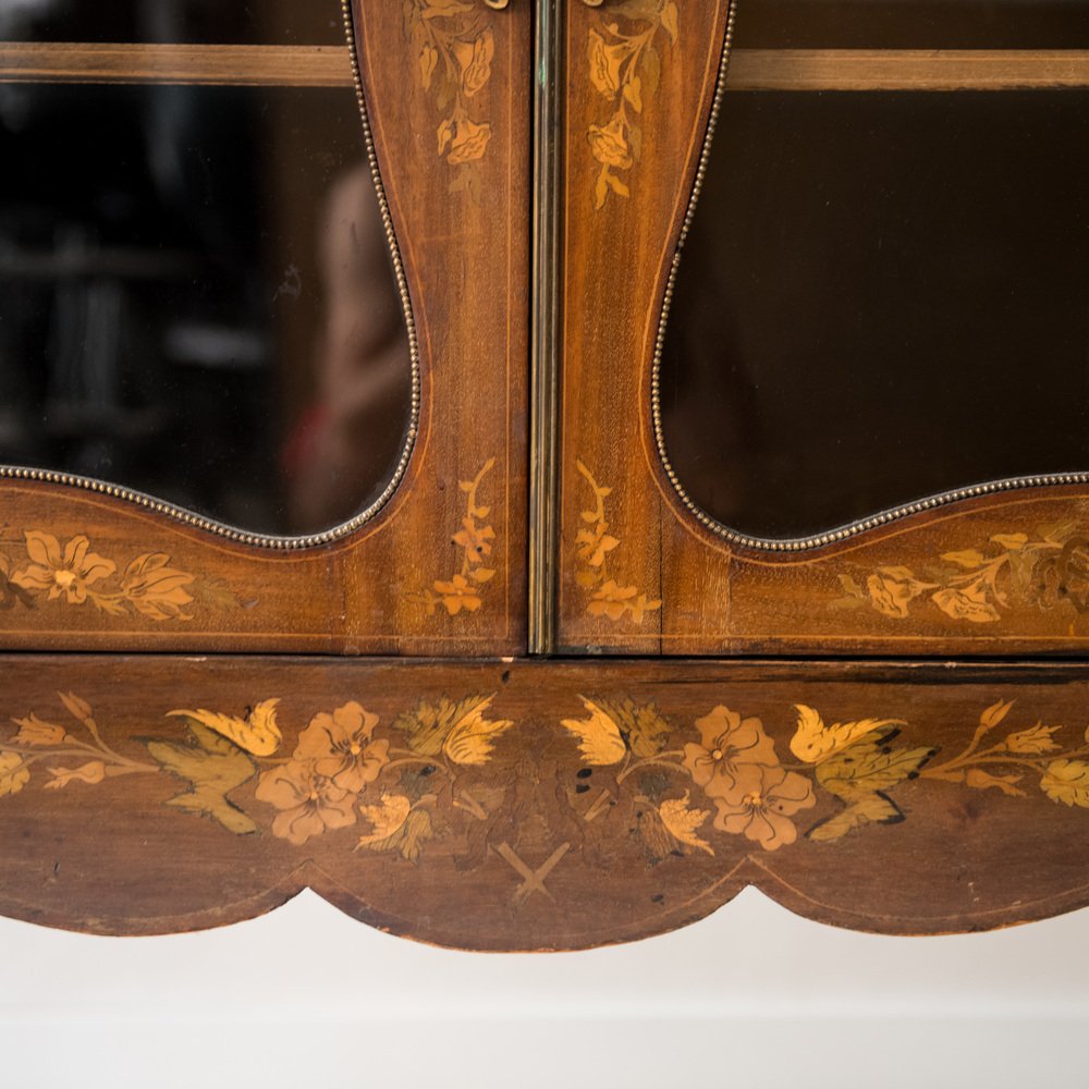 Louis XV Style Showcase with Inlays and Golden Bronze Decorations for ...