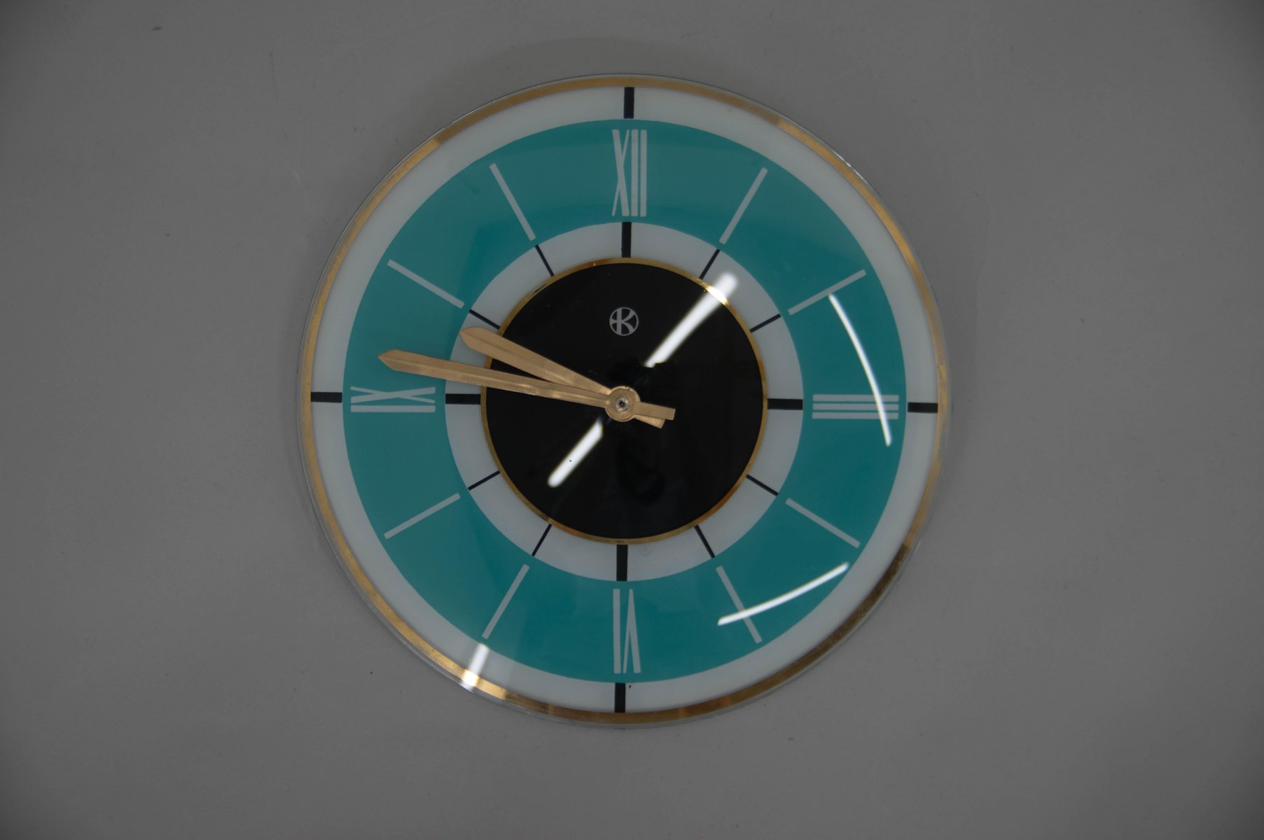 Mid-Century Wall Clock by Klenoty, Czechoslovakia, 1960s for sale at Pamono