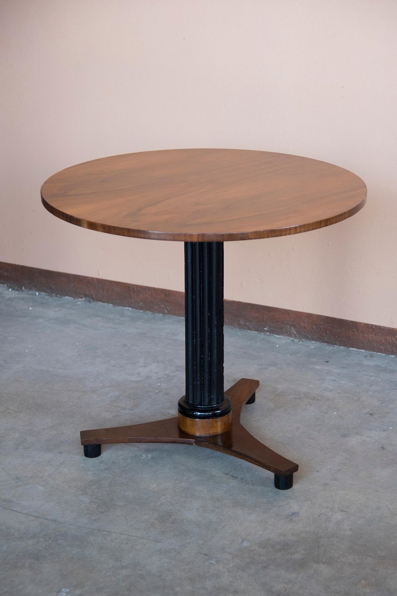 Napoleon III Walnut Wood Rounded Coffee Table with Black Central Leg ...