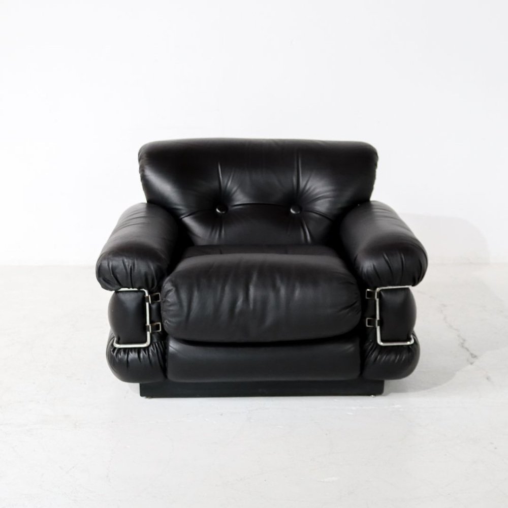 Italian Leather Pompon Armchair attributed to Ceriotti, 1970s for sale ...