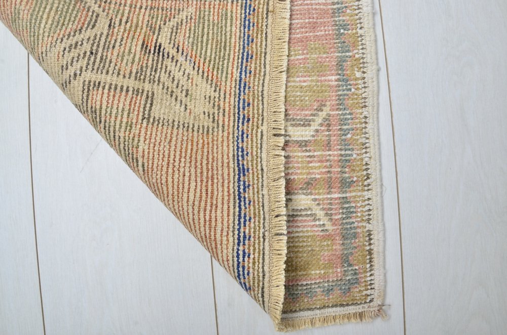 Small Vintage Rug, 1960s for sale at Pamono