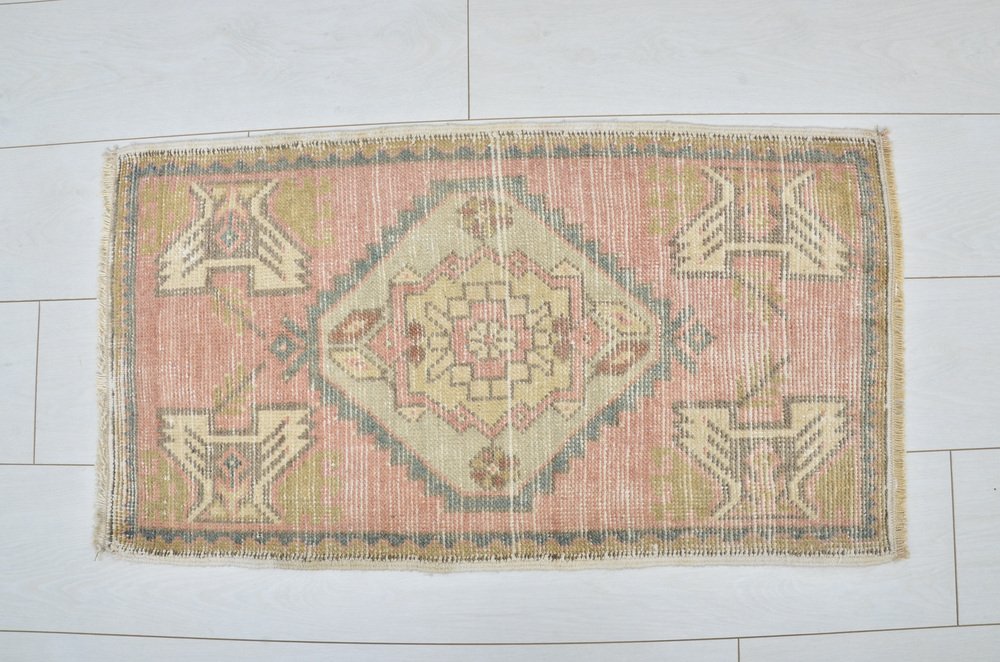 Small Vintage Rug, 1960s for sale at Pamono