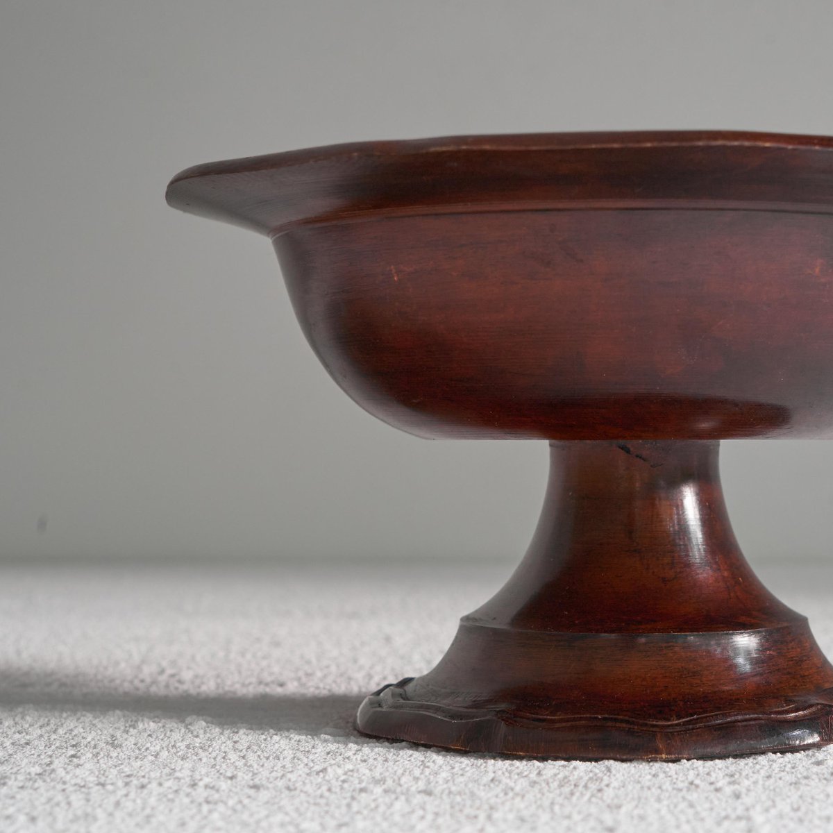 Burgundy Coloured Footed Bowl in Bronze, 1950s for sale at Pamono