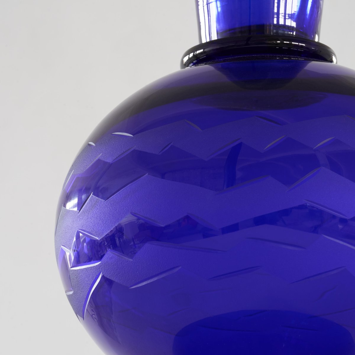 Large Glass Object attributed to Matteo Thun for Tiffany & Co., 1987 for sale at Pamono