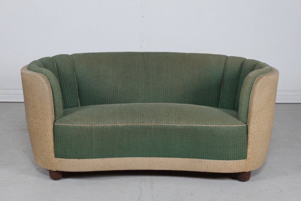 Danish Art Deco Curved Sofa, 1930s for sale at Pamono