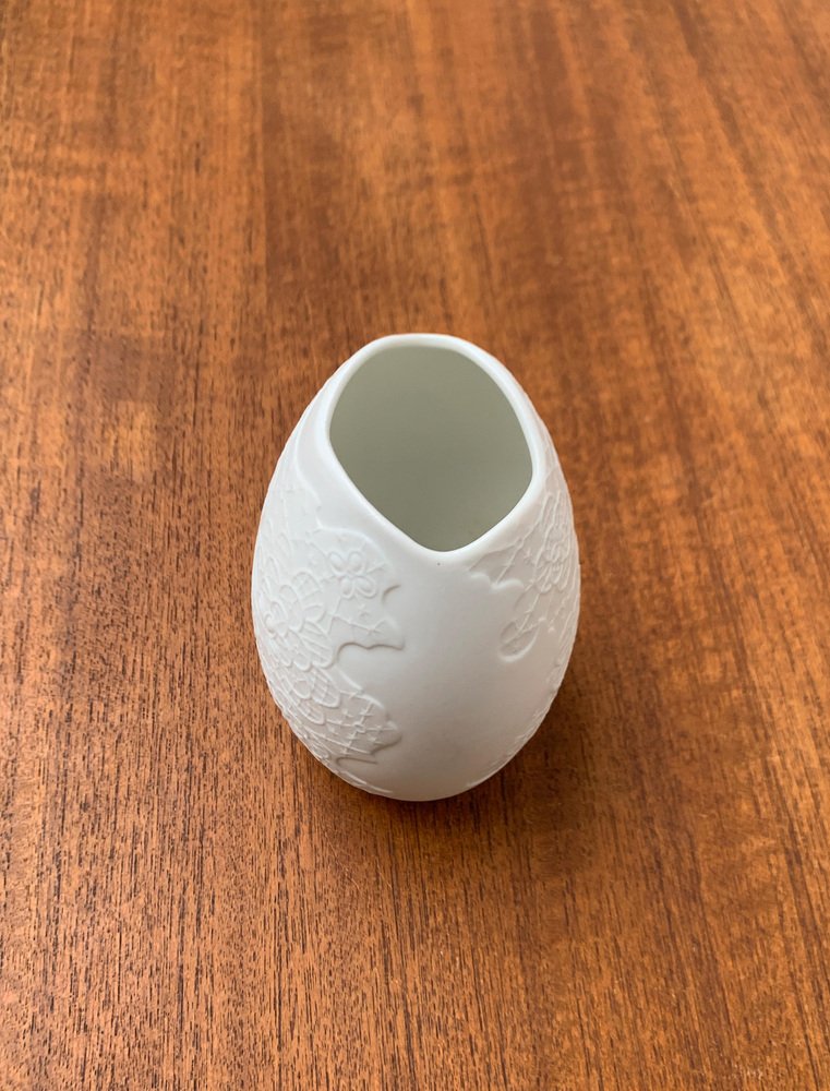 Mid-Century German White Porcelain Vase by M.Frey for Kaiser, 1960s for ...
