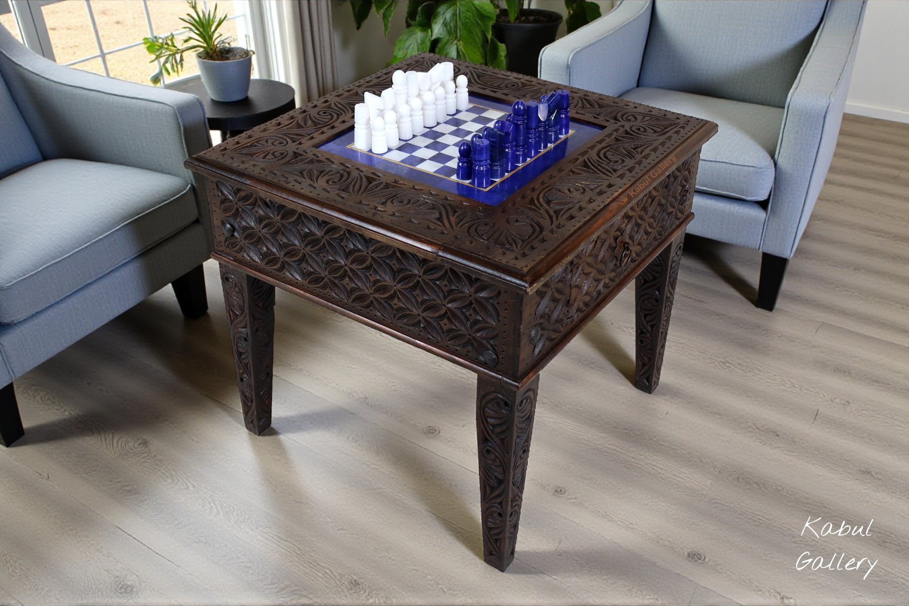 Chess Table with Chess Pieces in Handcarved Cedar, 1990s, Set of 17 for ...