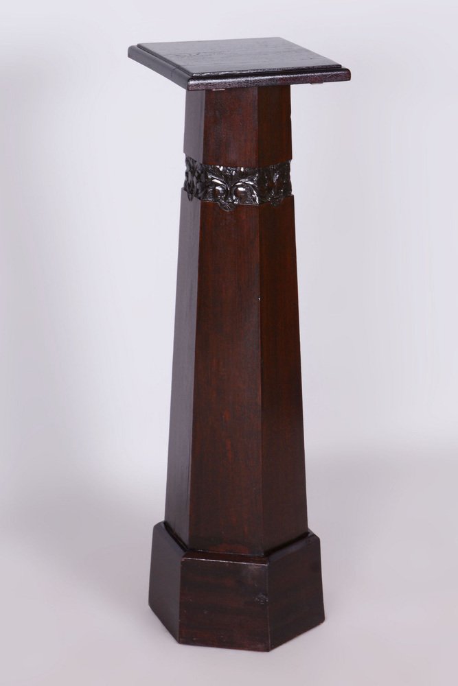 Art Deco Oak Pedestal, Czechia, 1920s for sale at Pamono