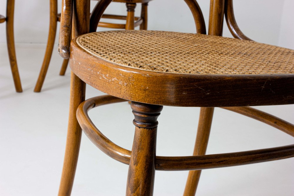 Modell 207 Stühle von Michael Thonet für Thonet, 1970er, 6er Set bei ...